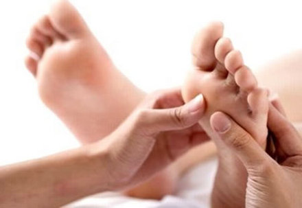 Podólogo: O que faz? Quanto ganha? Atuação - Carreiras