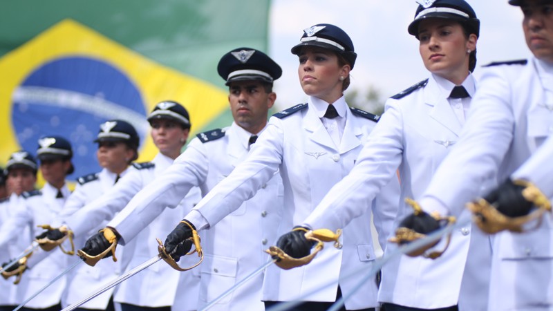 Academia da Força Aérea (AFA) divulga cursos de formação para oficiais