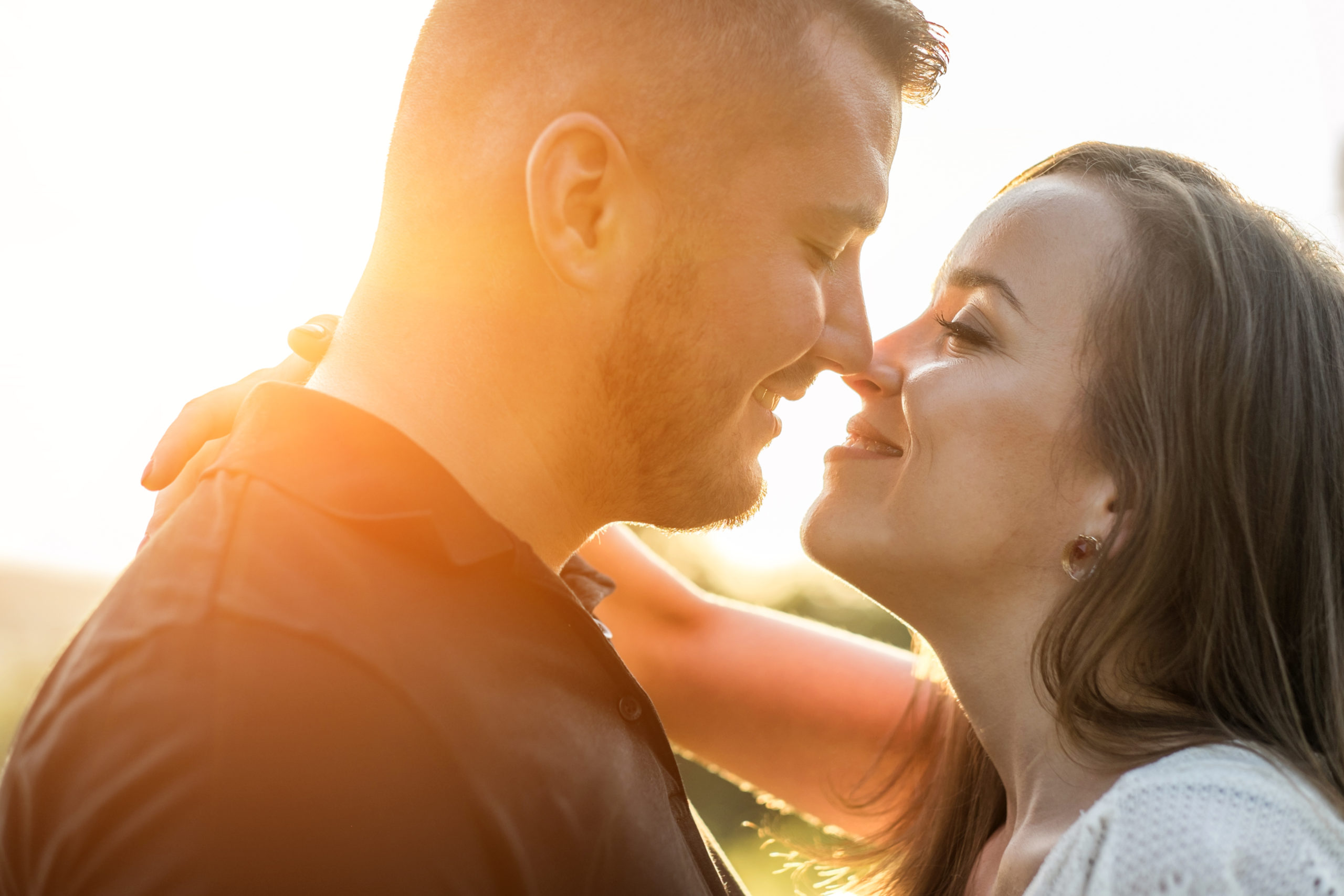 Há 4 técnicas PODEROSAS para atrair a pessoa amada, segundo a ciência