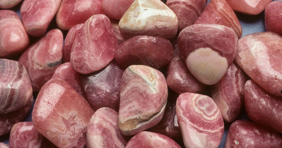 Rodocrosita: pedra limpa tudo de ruim e te ajuda a achar sua alma gêmea